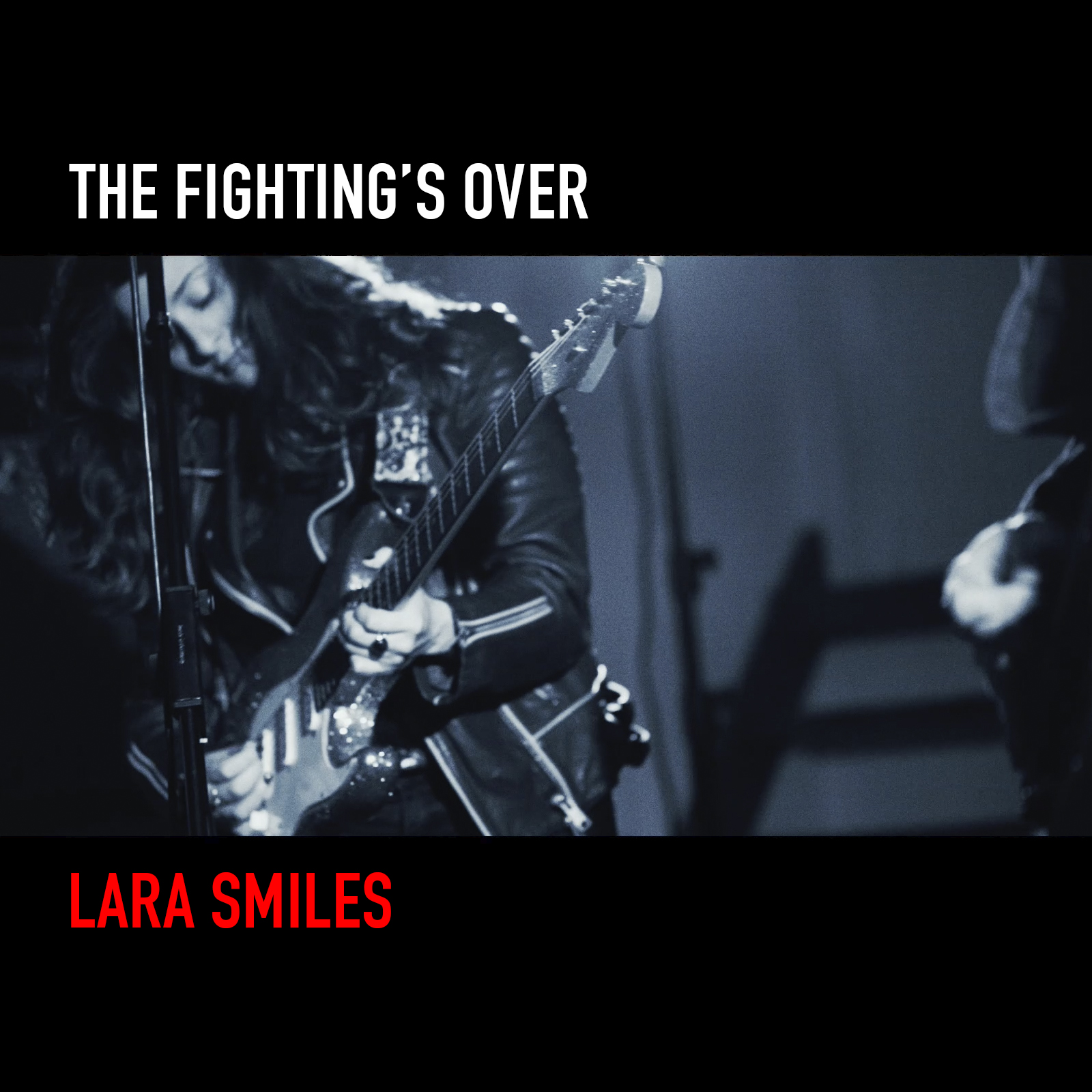 Video Premiere: Lara Smiles – The Fighting’s Over - Joyzine