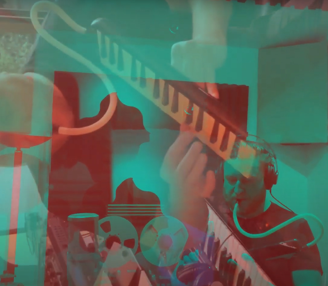SINGLE PREMIERE: WE ARE WOLVES – SÚPER NORMAL - Joyzine